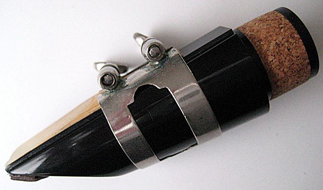 Cleaning Your Clarinet Mouthpiece: Full Cleaning In Under 20 Minutes ...